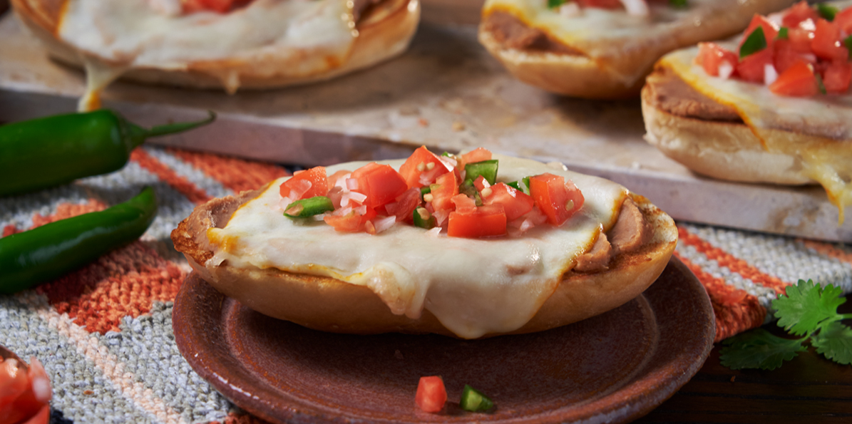 Classic Molletes Recipe | Sargento