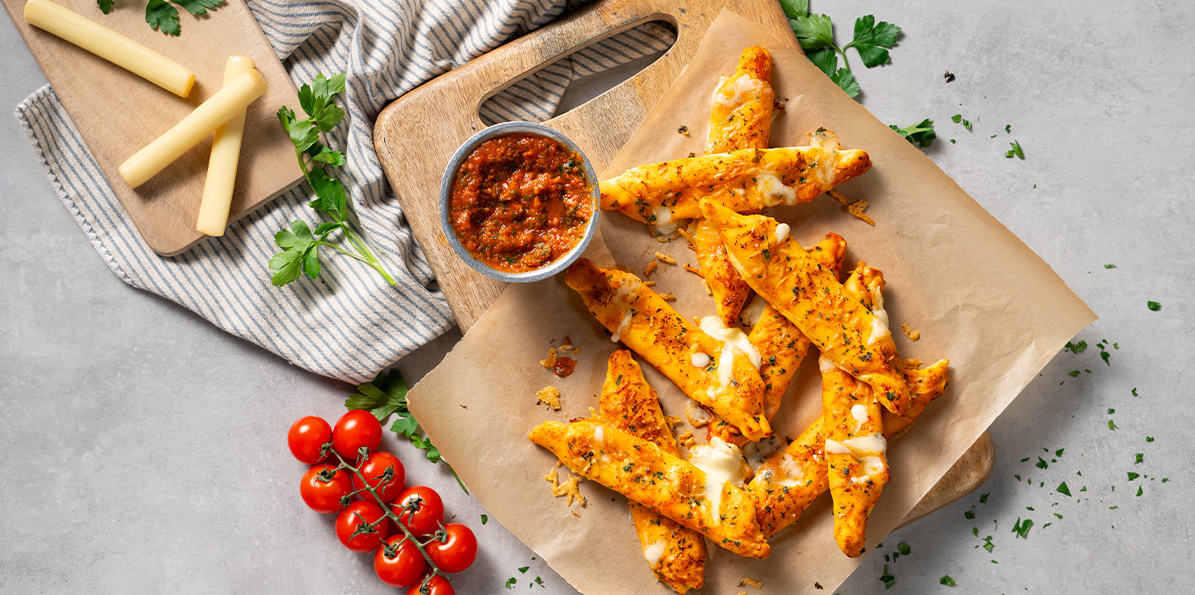Smokehouse String Cheese™ Snacks Breadsticks | Sargento® Foods Incorporated